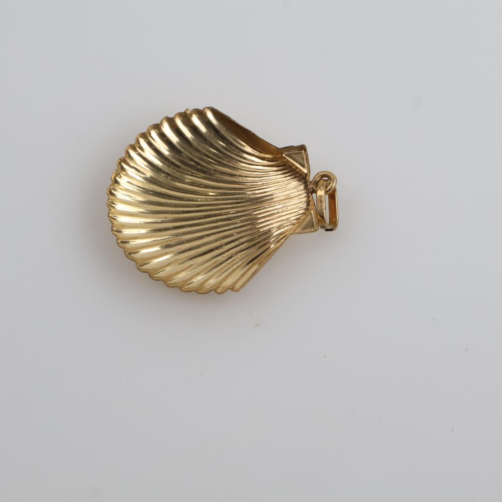 14kt GF Hollow Shell Pendant | Property Room