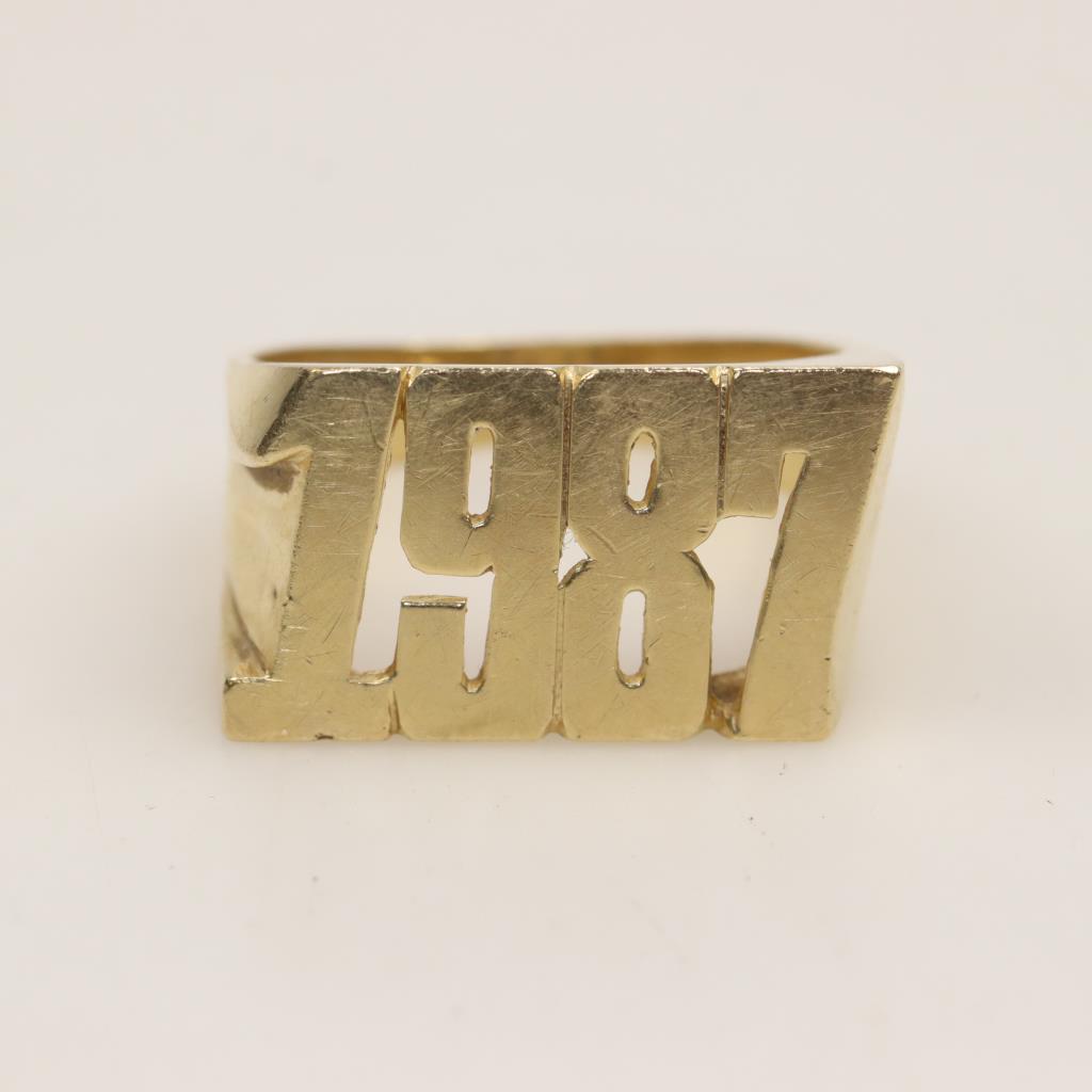 14kt Gold 1987 Ring | Property Room