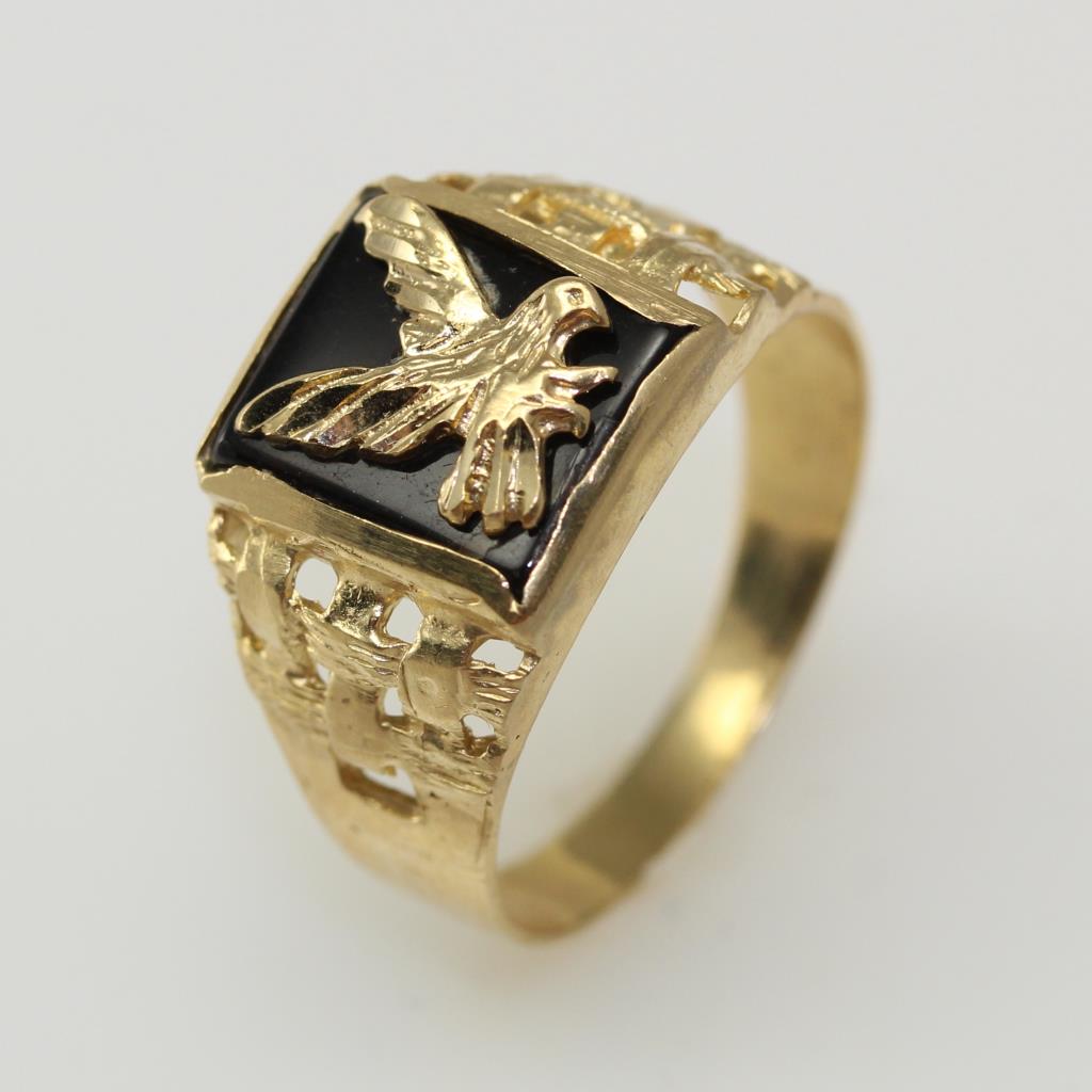14kt Gold 5.2g Ring With Eagle Design And Black Costume Stone ...
