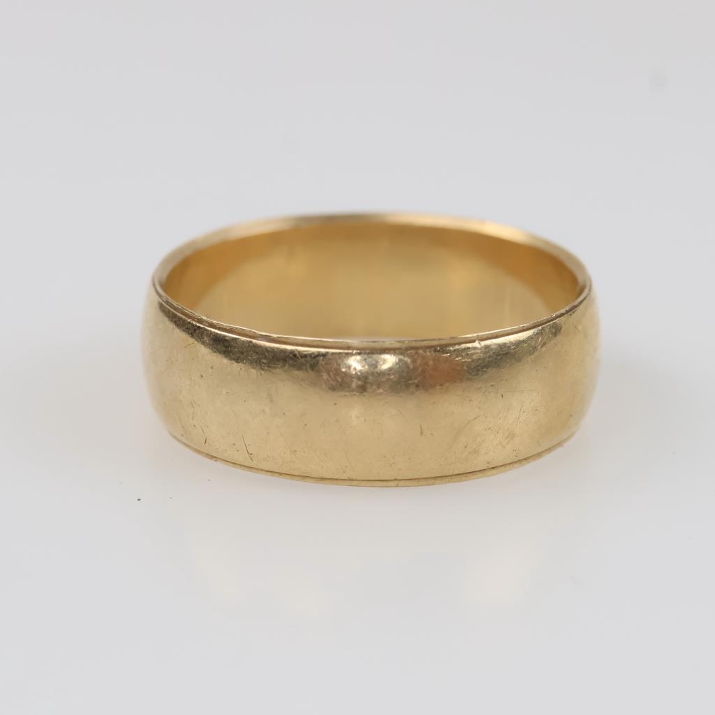 14kt Gold Band | Property Room