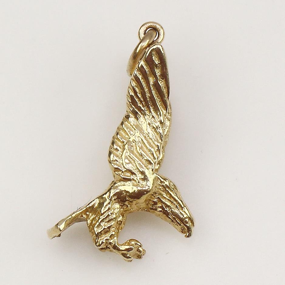 14KT Gold Bird Pendant | Property Room