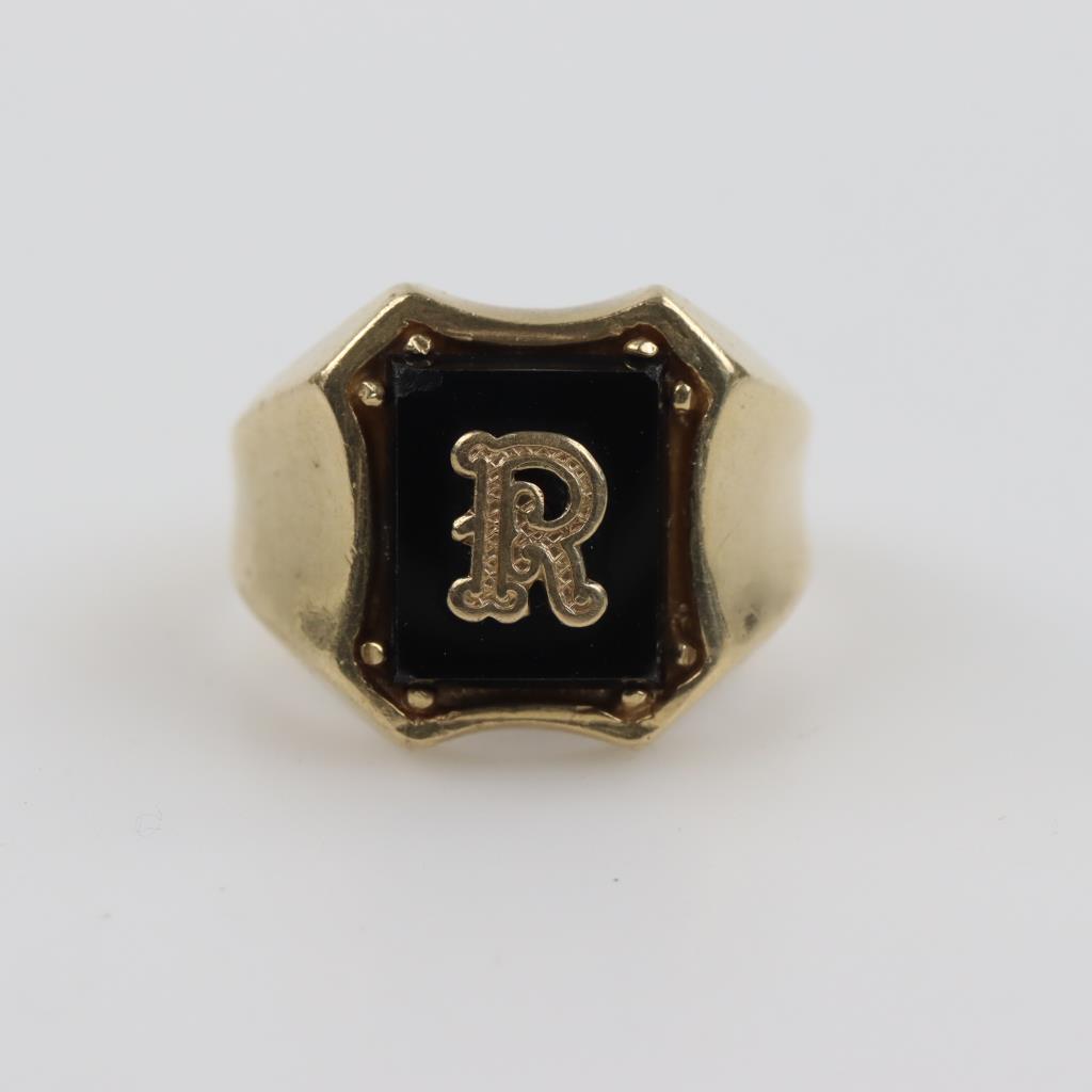 14kt Gold Black Stone Letter R Ring | Property Room