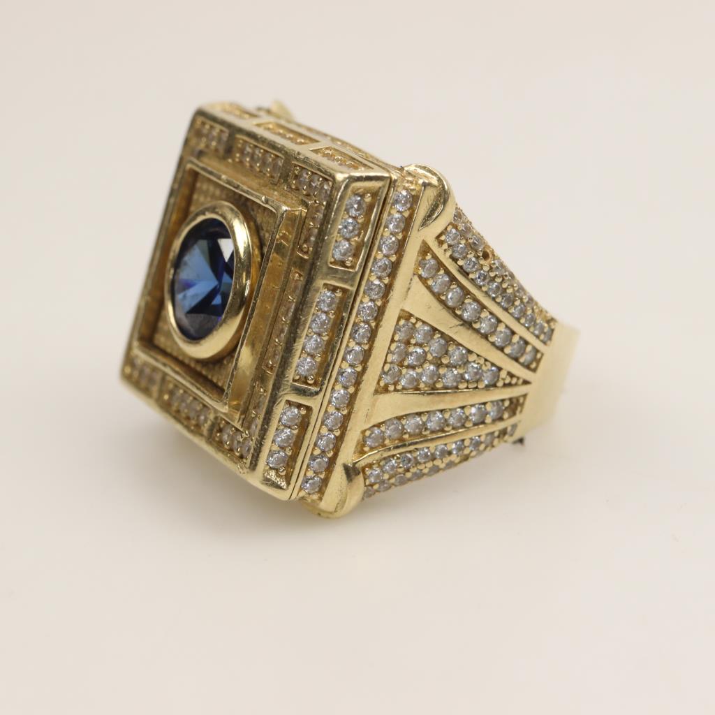 14kt Gold Blue Stone And Clear Stone Ring | Property Room