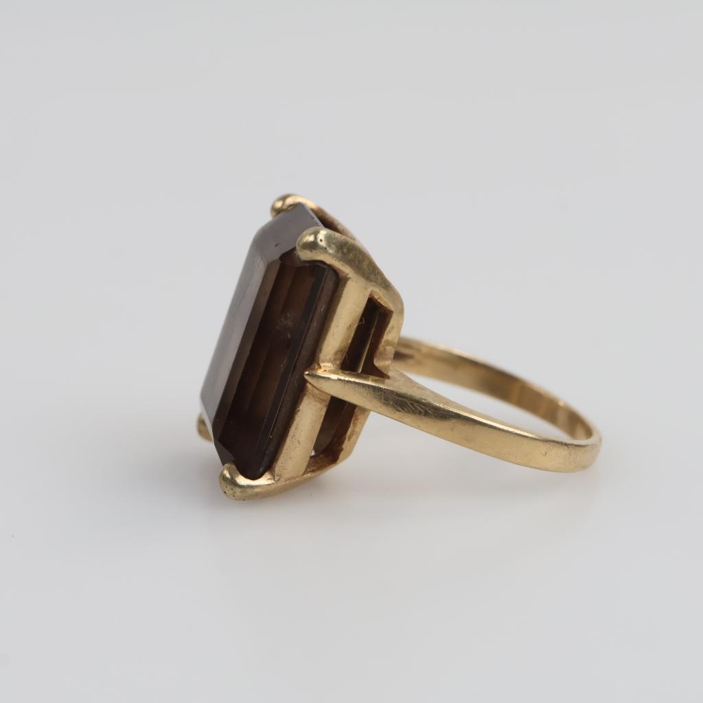 14kt Gold Brown Stone Ring | Property Room