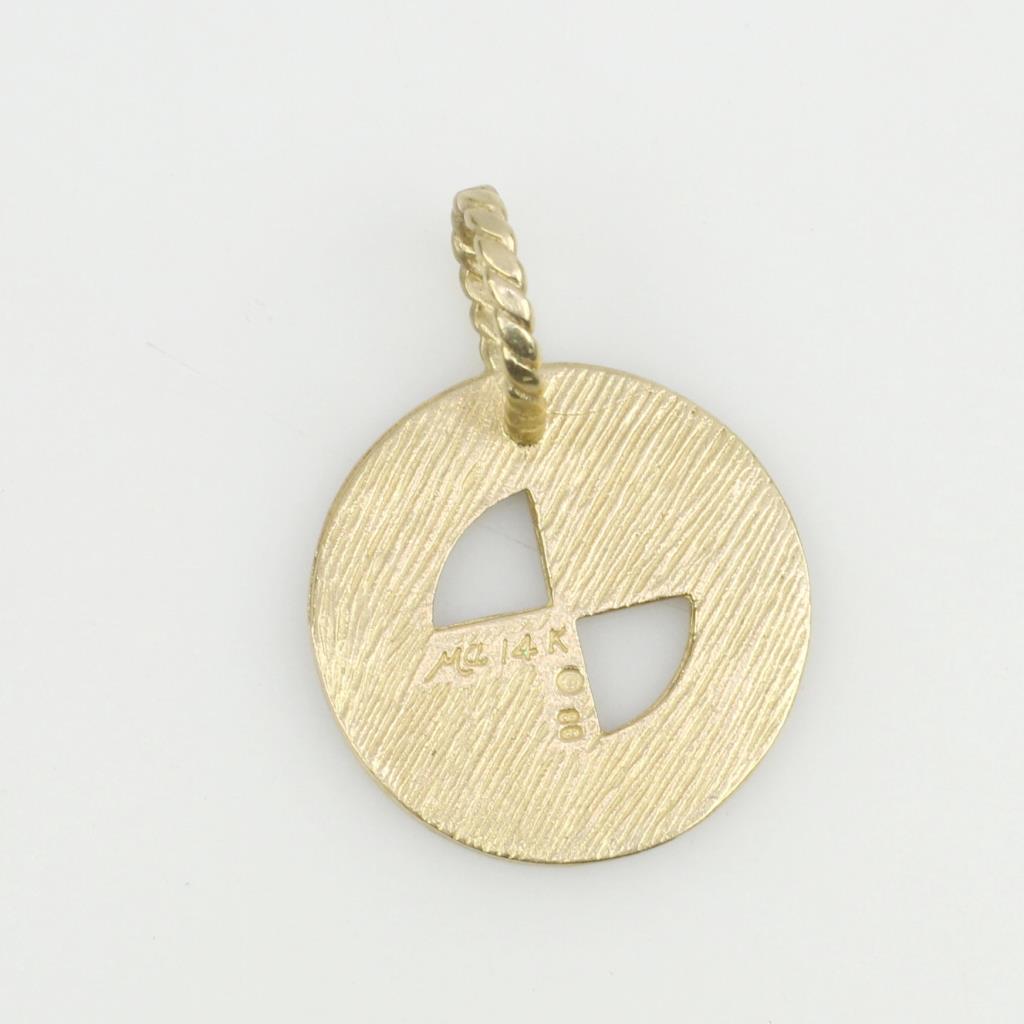 14kt Gold Car Logo Pendant | Property Room