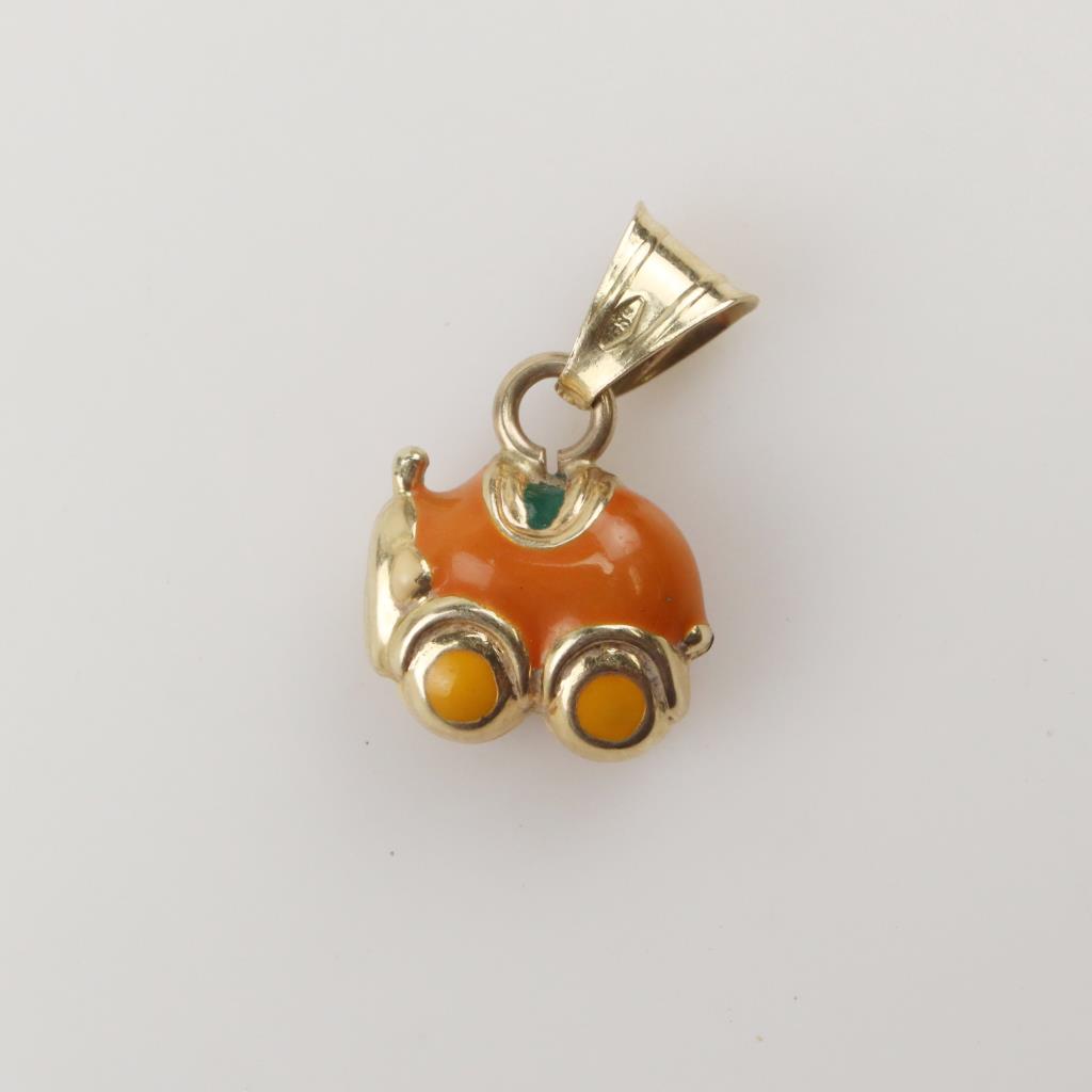 14kt Gold Car Pendant | Property Room