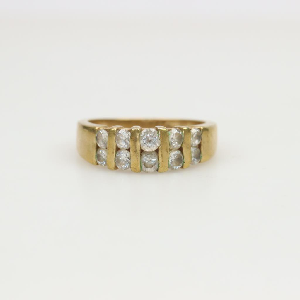 14kt Gold Clear Spinel Ring | Property Room