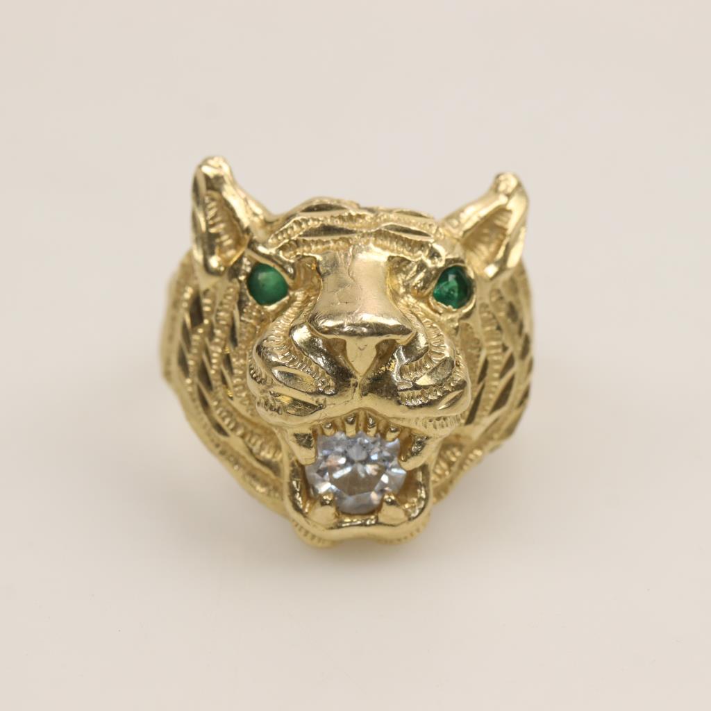 14kt Gold Clear Stone Green Stone Accent Tiger Ring | Property Room