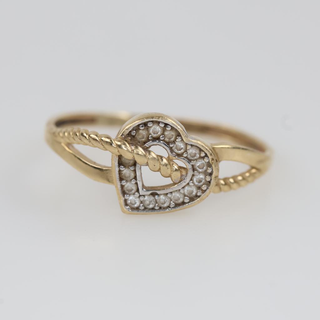 14kt Gold Clear Stone Heart Ring | Property Room