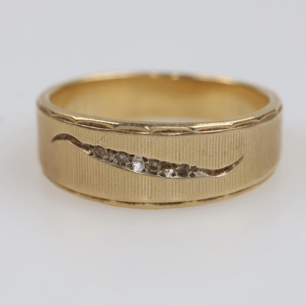 14kt Gold Clear Stone Ring | Property Room