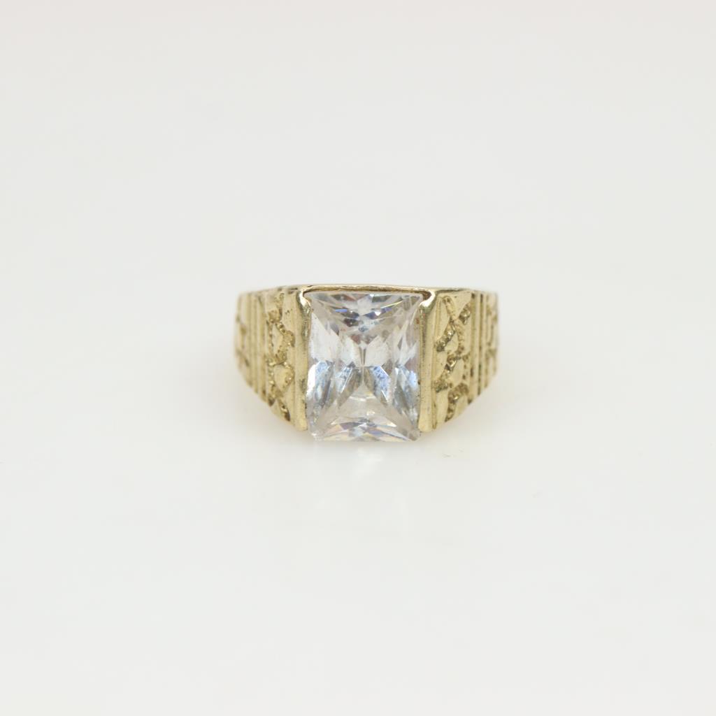14kt Gold Clear Stone Ring | Property Room