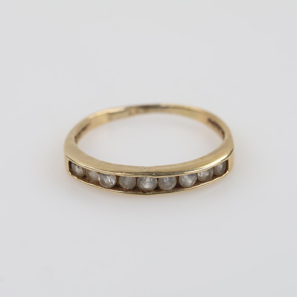 14kt Gold Clear Stone Ring | Property Room