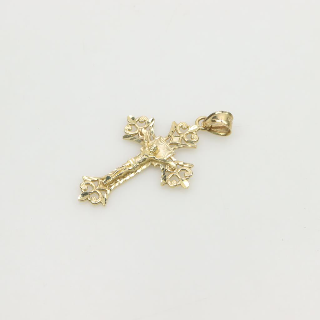 14kt Gold Cross Religious Pendant | Property Room