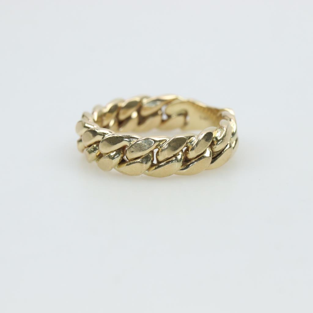 14kt Gold Curb Link Ring | Property Room