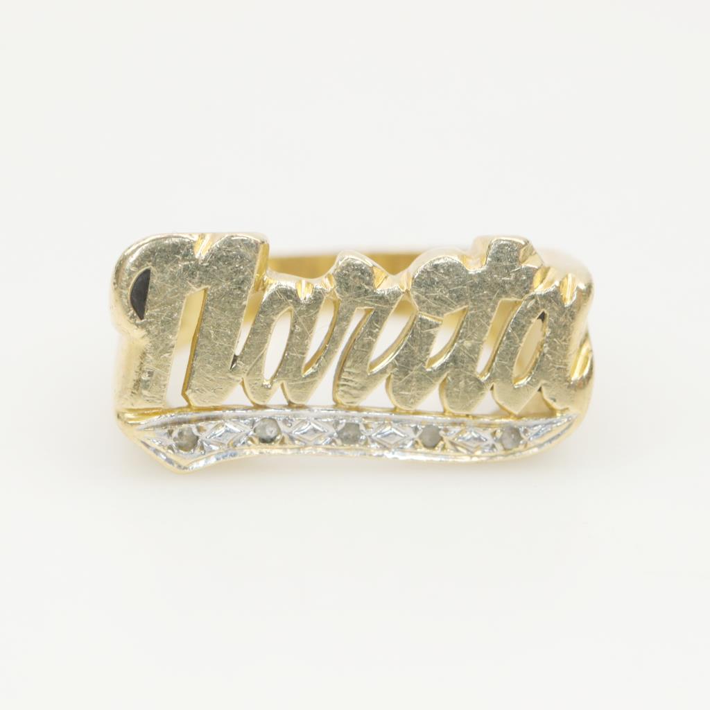 14kt Gold Diamond Cursive Name Ring | Property Room