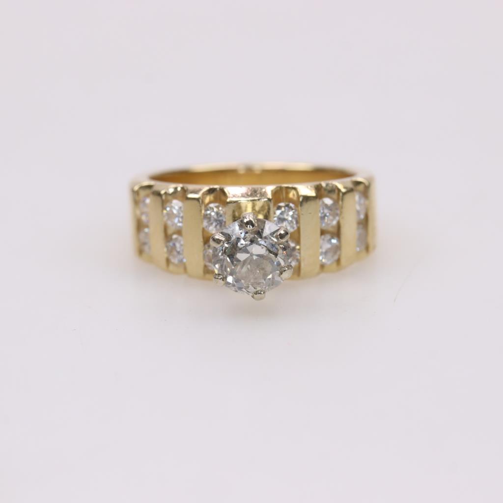 14kt Gold Diamond Engagement Ring | Property Room