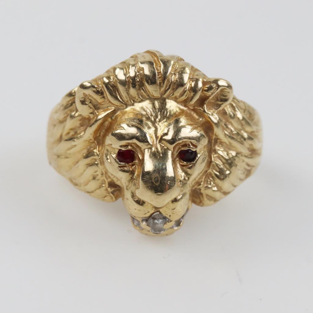 14kt Gold Diamond Red Stone Lion Ring | Property Room