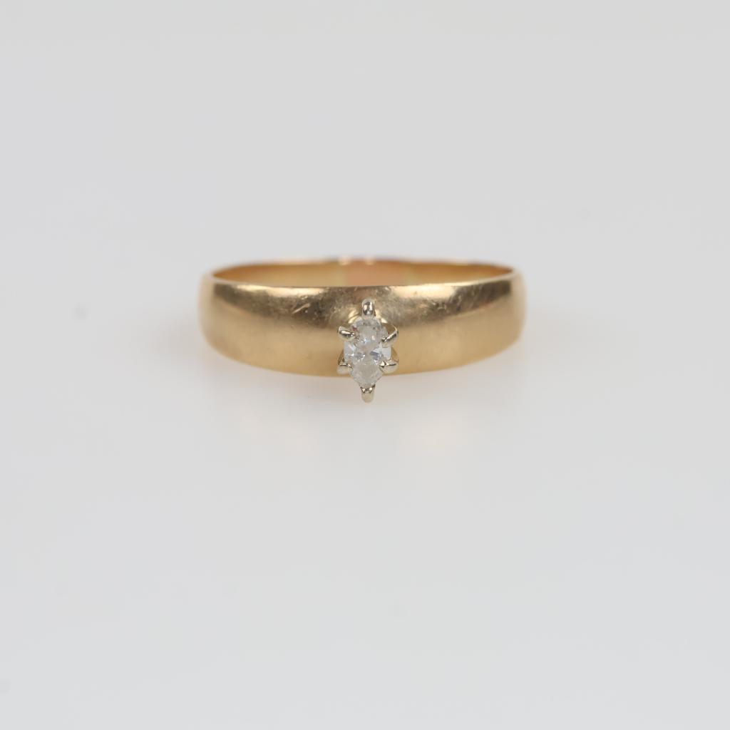 14kt Gold Diamond Ring | Property Room