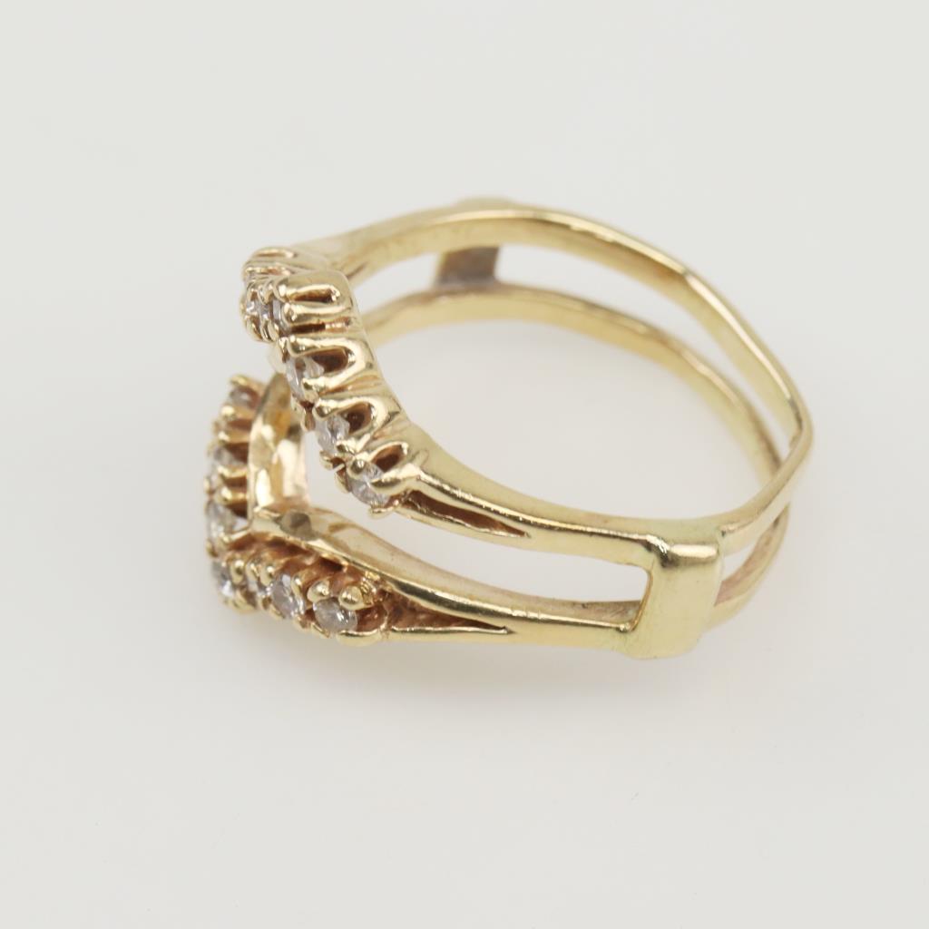 14kt Gold Diamond Ring | Property Room
