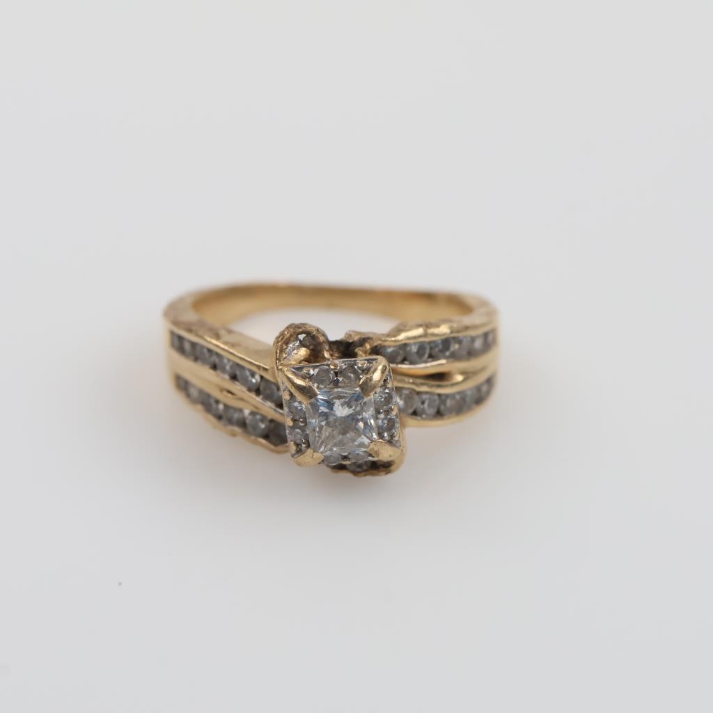 14kt Gold Diamond Ring | Property Room