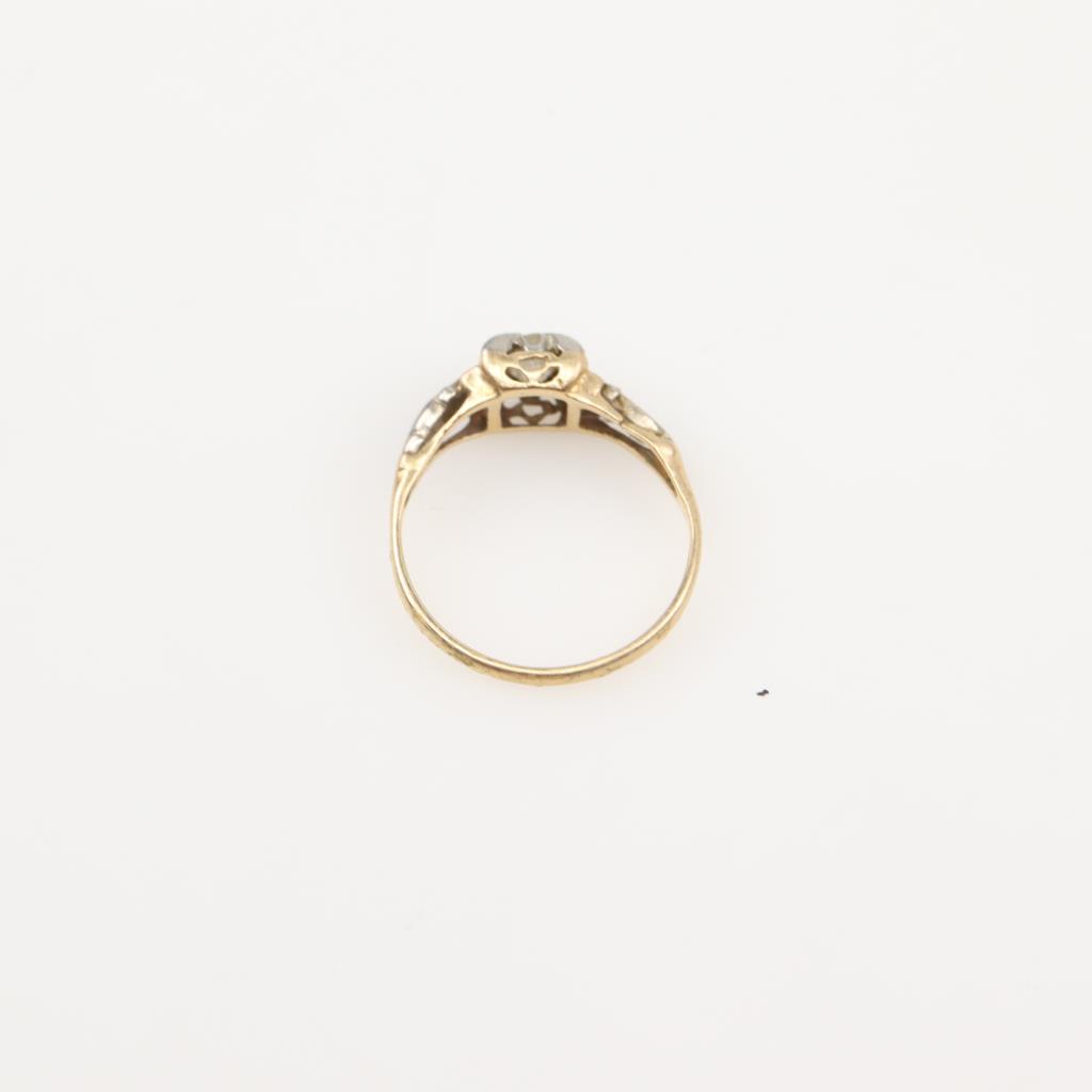 14kt Gold Diamond Ring | Property Room