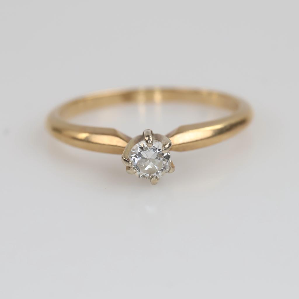 14kt Gold Diamond Ring | Property Room