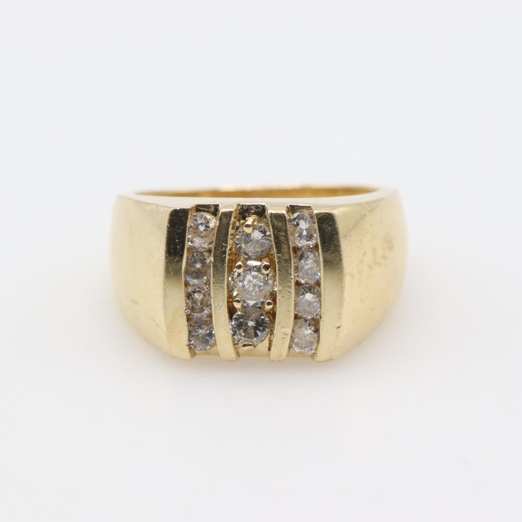 14kt Gold Diamond Signet Ring | Property Room