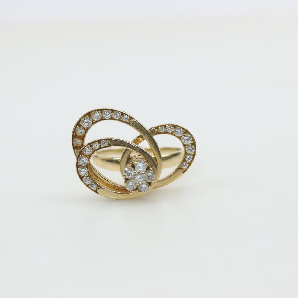 14kt Gold Diamond Spinner Ring | Property Room