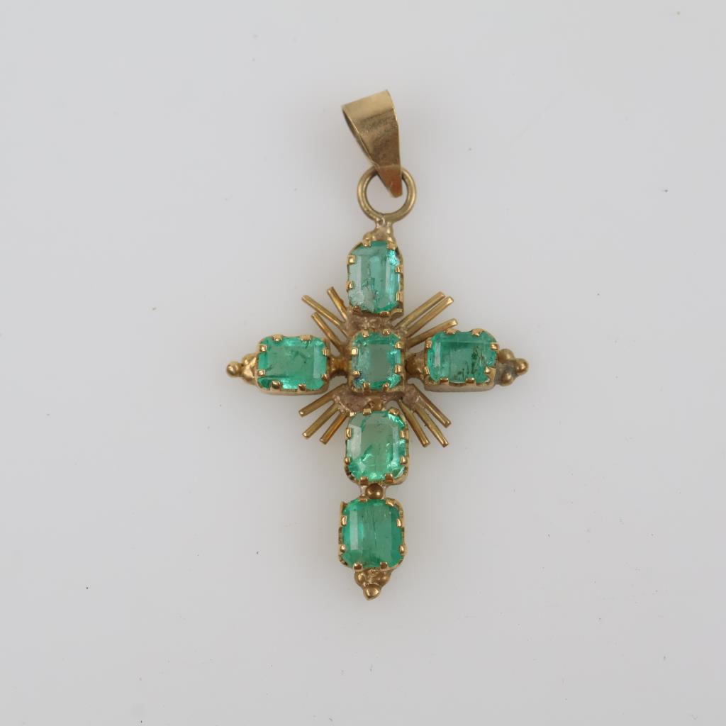 14kt Gold Green Stone Cross Pendant | Property Room