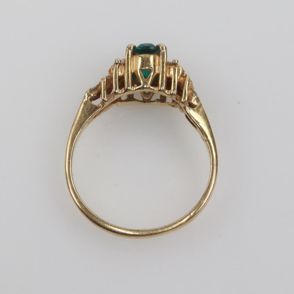 14kt Gold Green Stone Diamond Accent Ring | Property Room