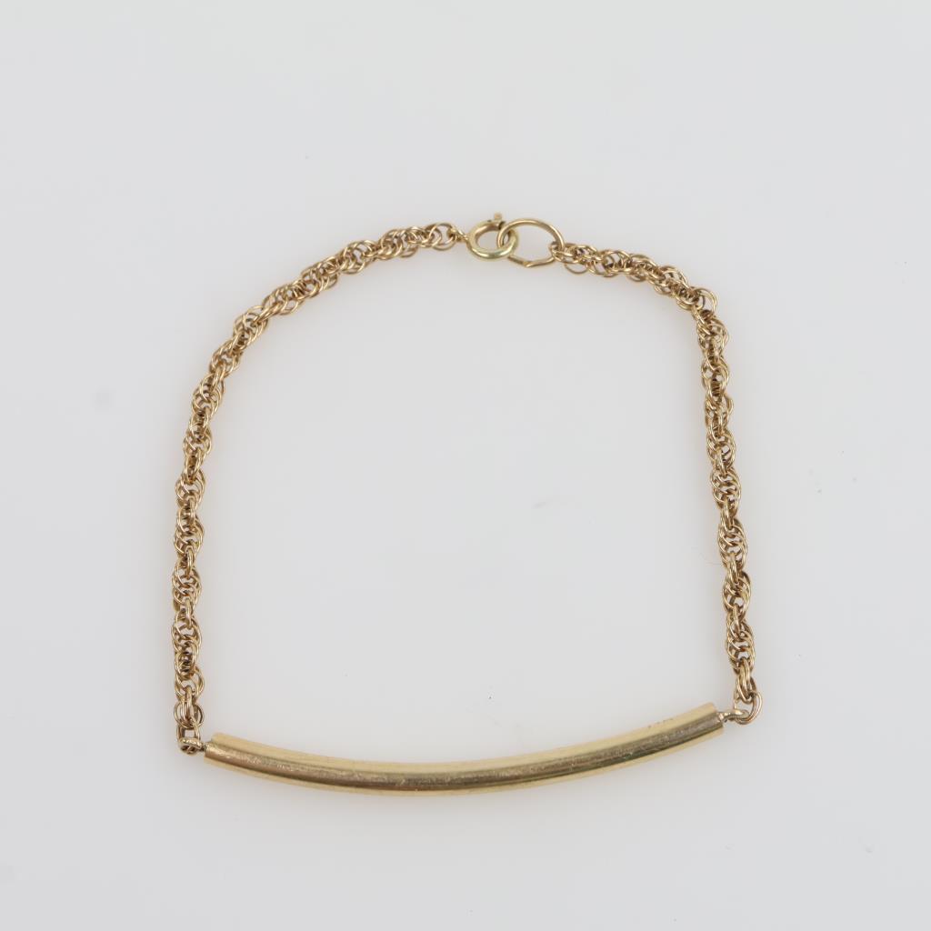 14kt Gold Hollow Bracelet | Property Room