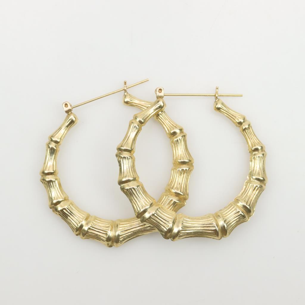 14kt Gold Hollow Hoop Earrings | Property Room