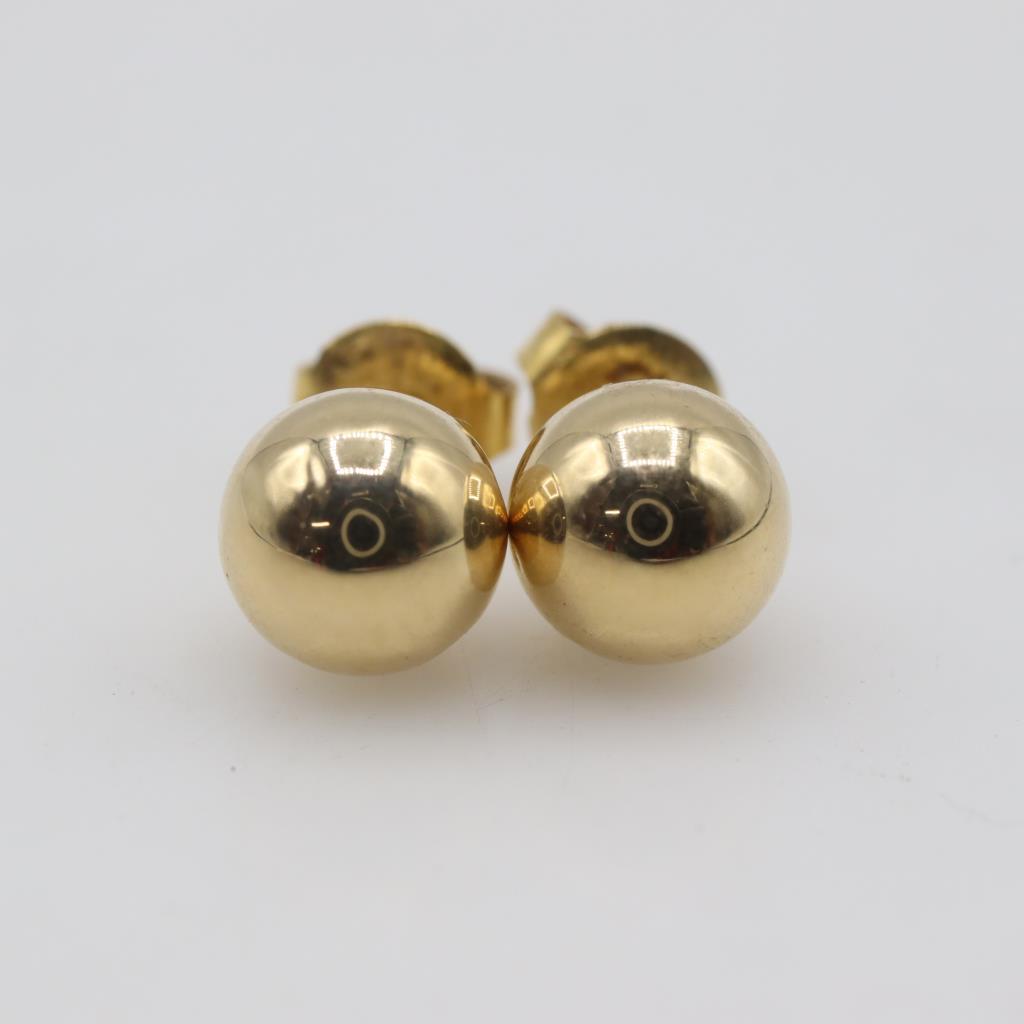 14kt Gold Hollow Stud Earrings | Property Room