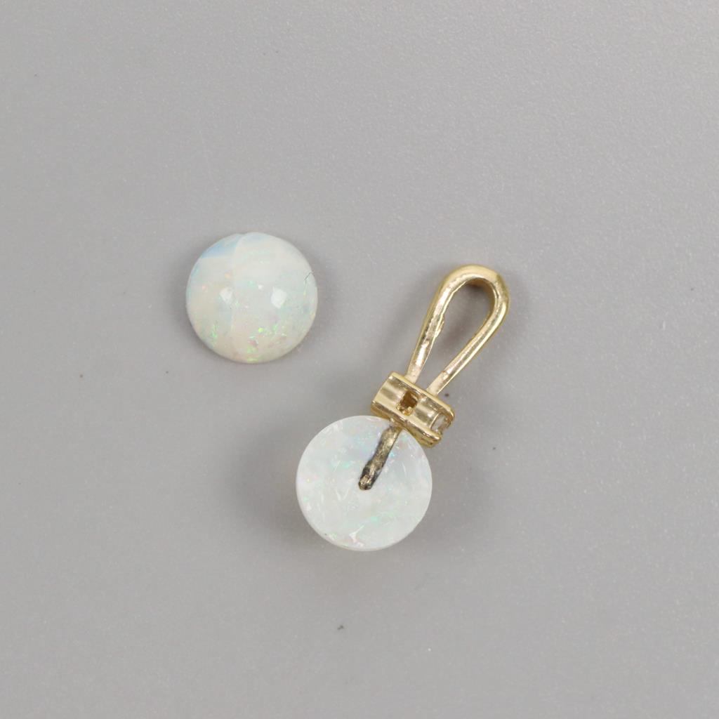 14kt Gold Iridescent Stone Diamond Accent Pendant | Property Room
