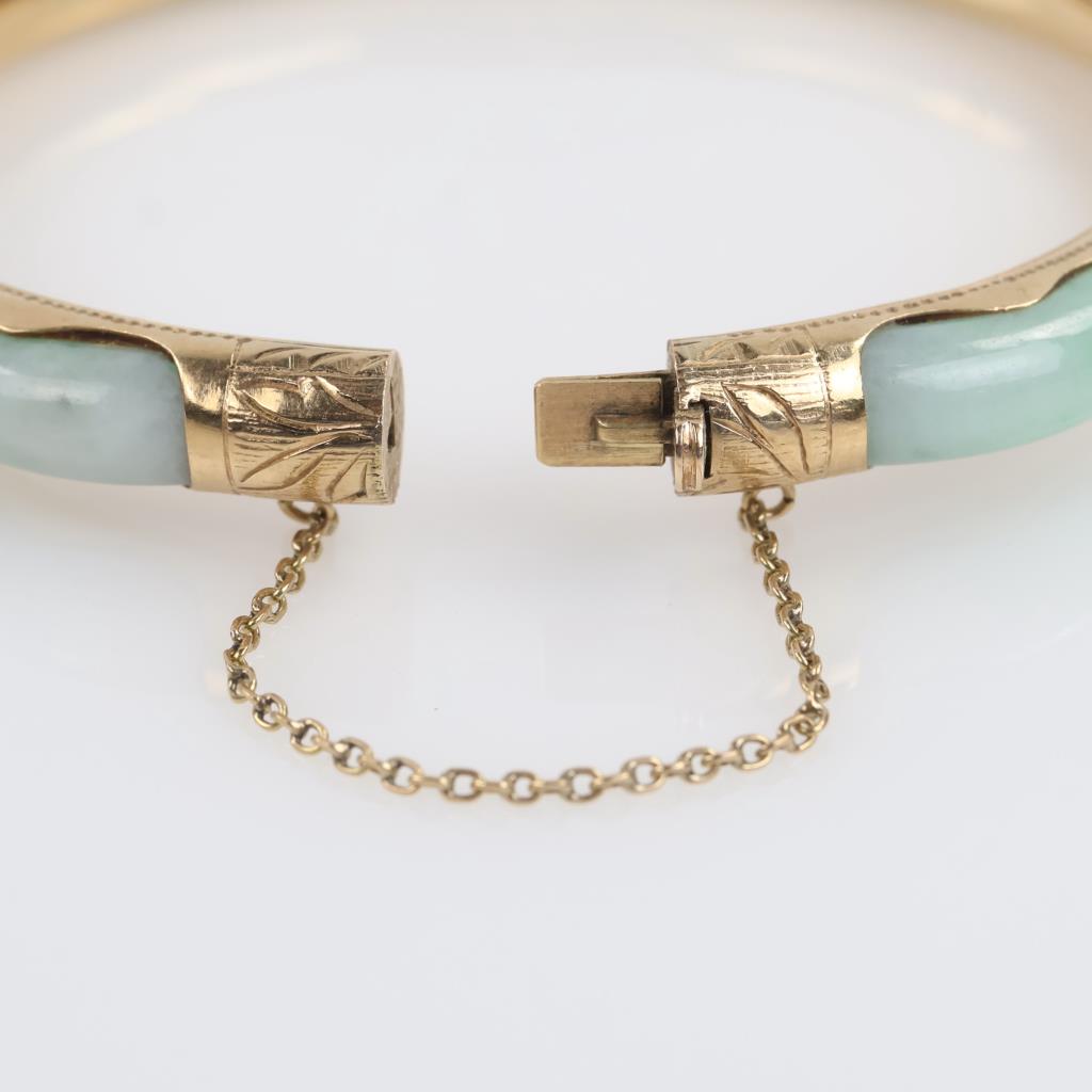 14kt Gold Jadeite Jade Hinged Bangle Bracelet-Evaluated By Our ...
