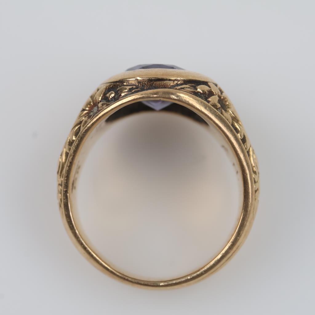14kt Gold Purple Stone Class Ring | Property Room