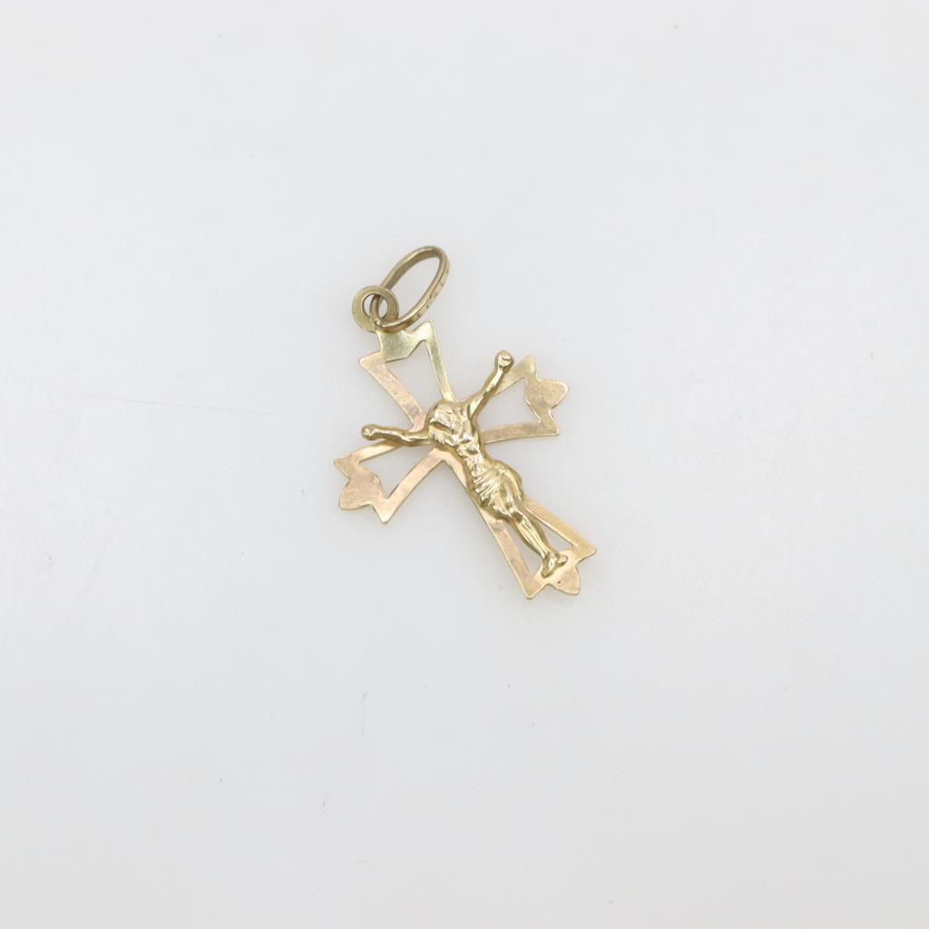 14kt Gold Religious Cross Pendant | Property Room