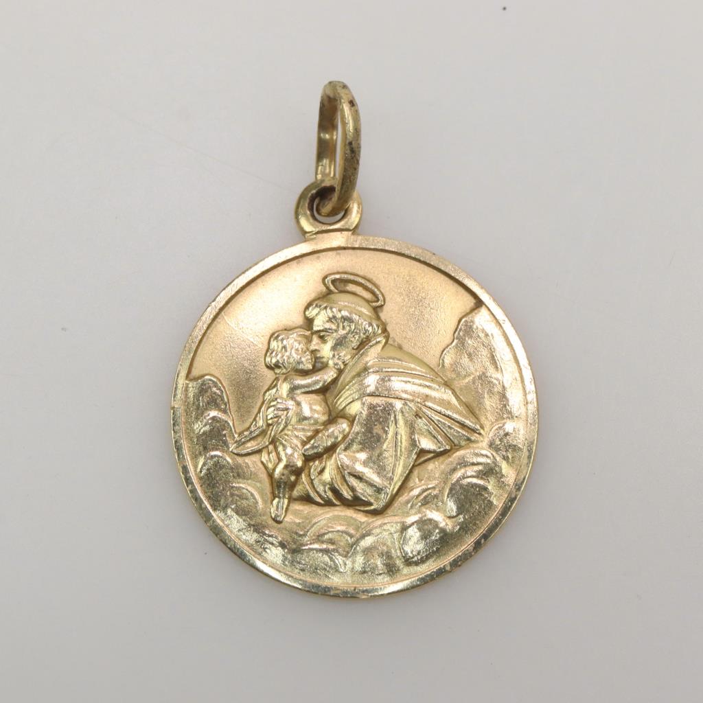 14kt Gold Religious Pendant | Property Room