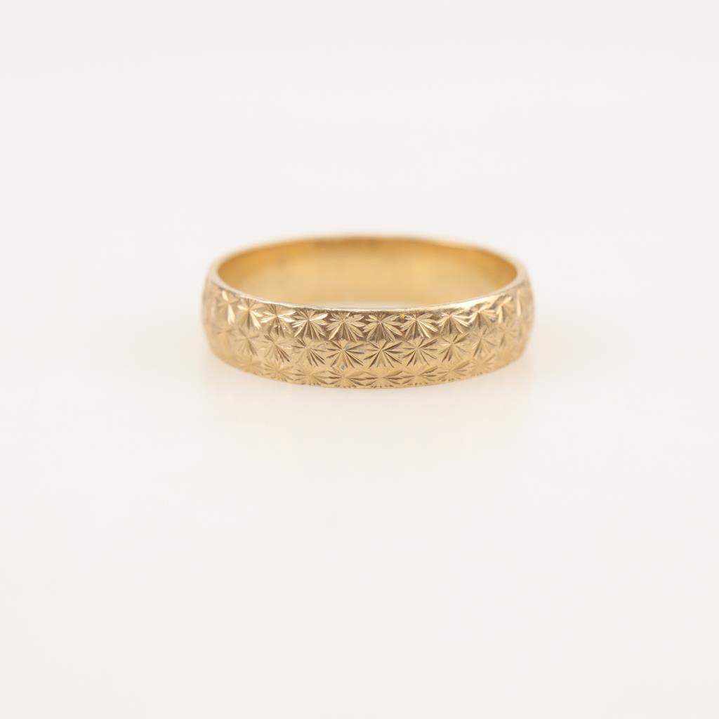 14kt Gold Ring | Property Room