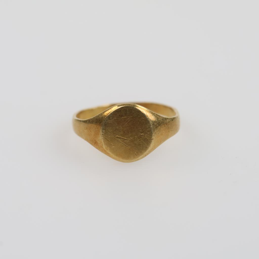 14kt Gold Ring | Property Room