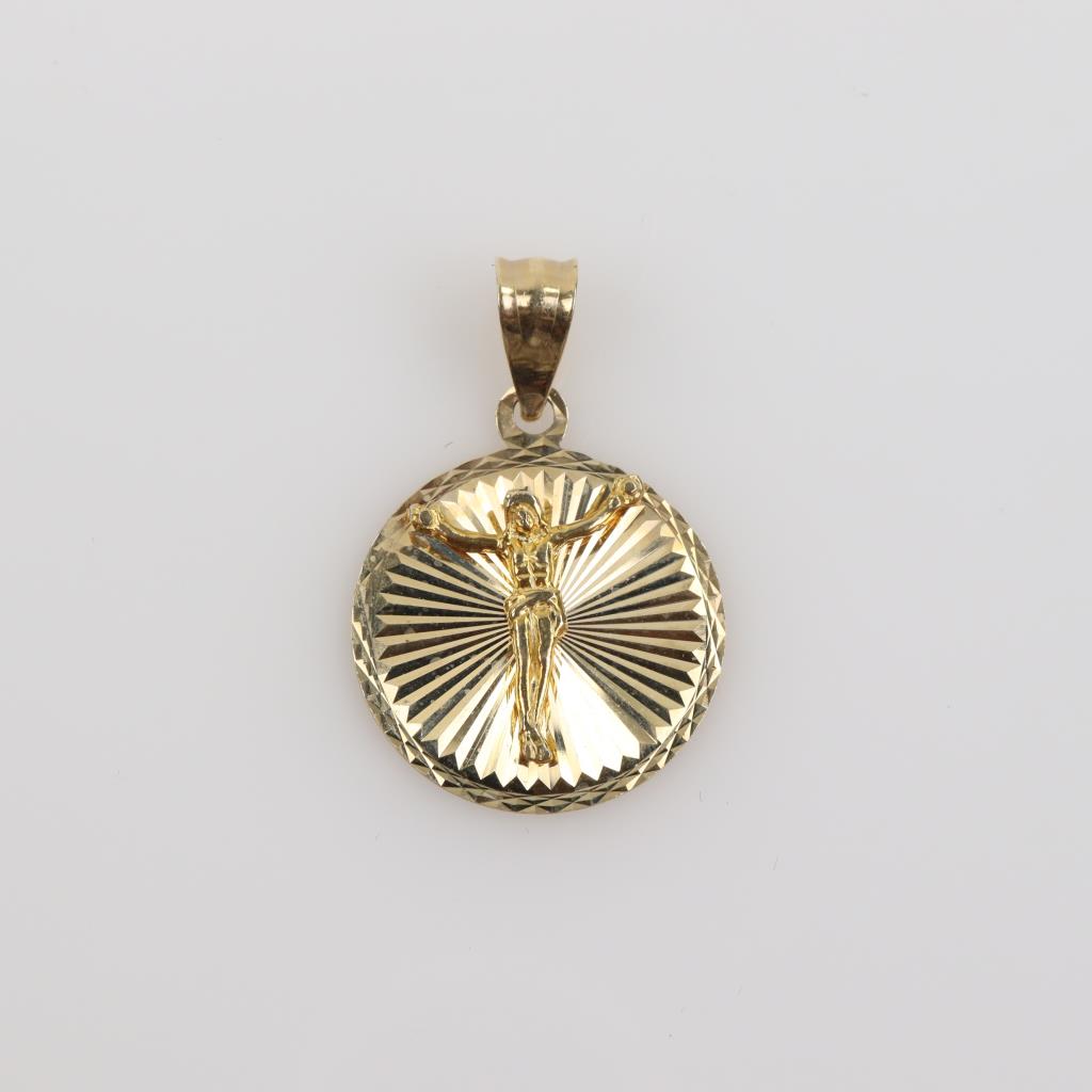 14kt Gold Round Religious Pendant | Property Room