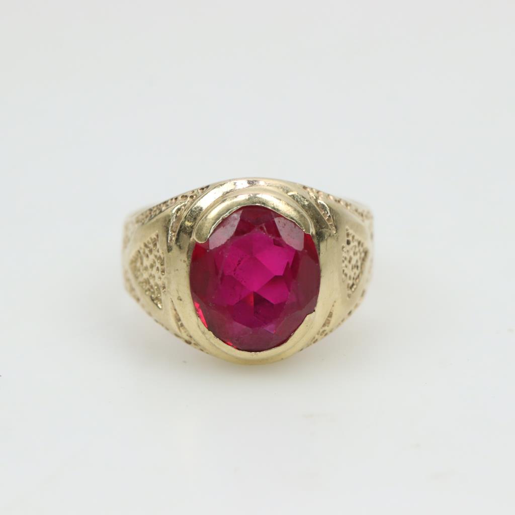 14kt Gold Ruby Ring | Property Room