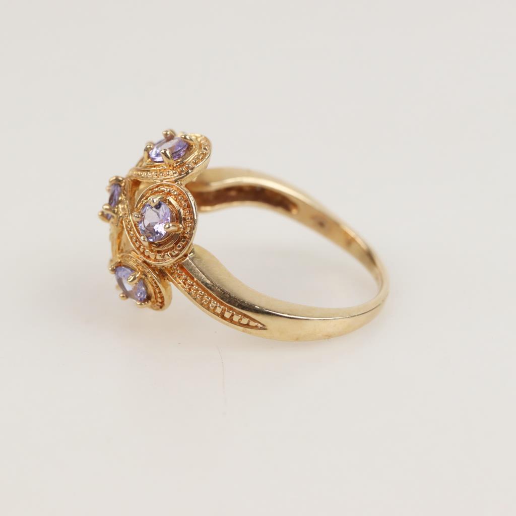 14kt Gold Tanzanite Ring | Property Room