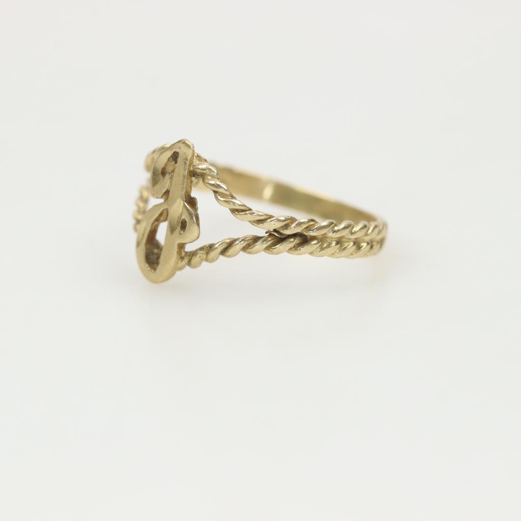 14kt Gold Twisted Rope Ring | Property Room
