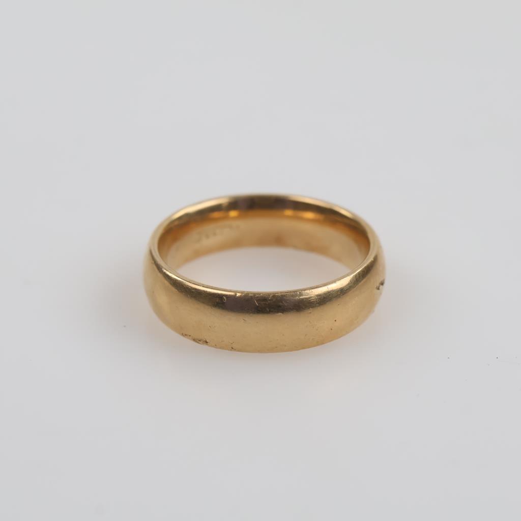 14kt Ring Band | Property Room