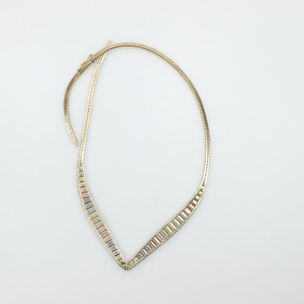 14kt Tri Colored Gold "V" Necklace | Property Room