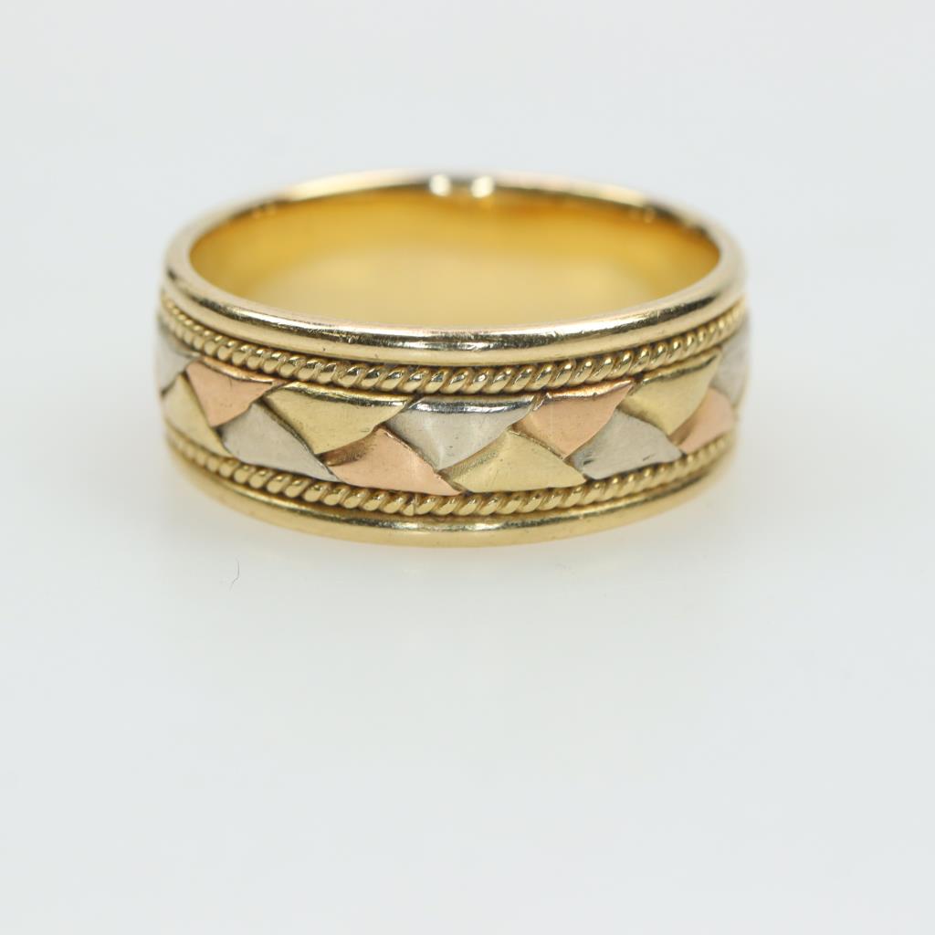 14kt Tri-Color Gold Ring | Property Room