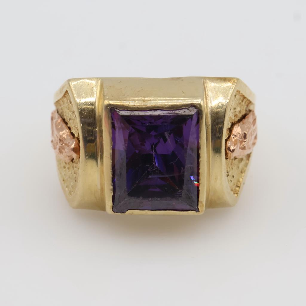 14kt Two-Tone Gold Amethyst Religious Signet Ring | Property Room
