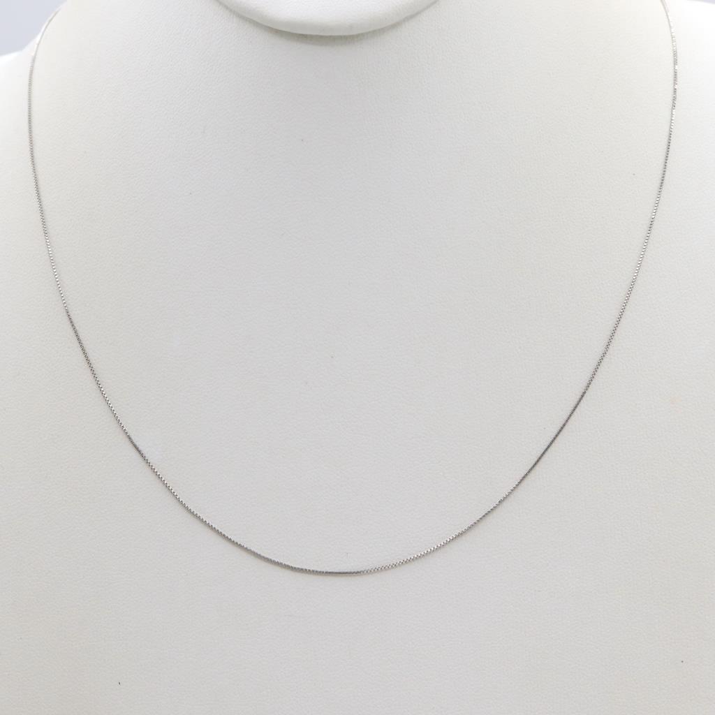 14kt White Gold Box Chain Necklace | Property Room