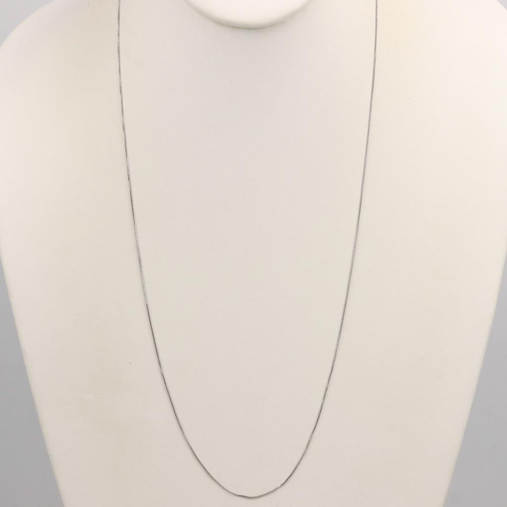 14kt White Gold Box Chain Necklace | Property Room